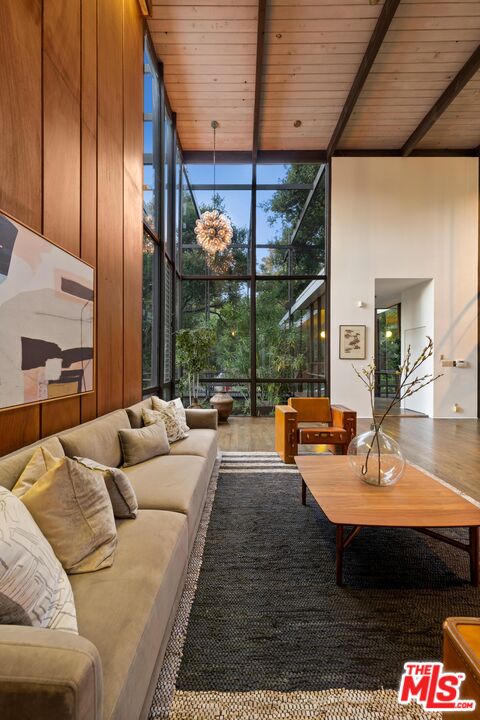 Multiple Listing Service Los Angeles Real Estate - TheMLS.com